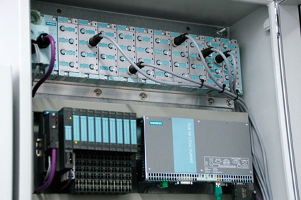 Mit skalierbarem Leitsystem Simatic PCS 7 alle Daten im Blick behalten ...