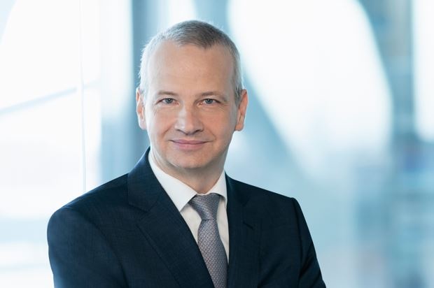 BASF: Kamieth wird neuer CEO, Maas-Brunner geht • CHEManager ist das ...