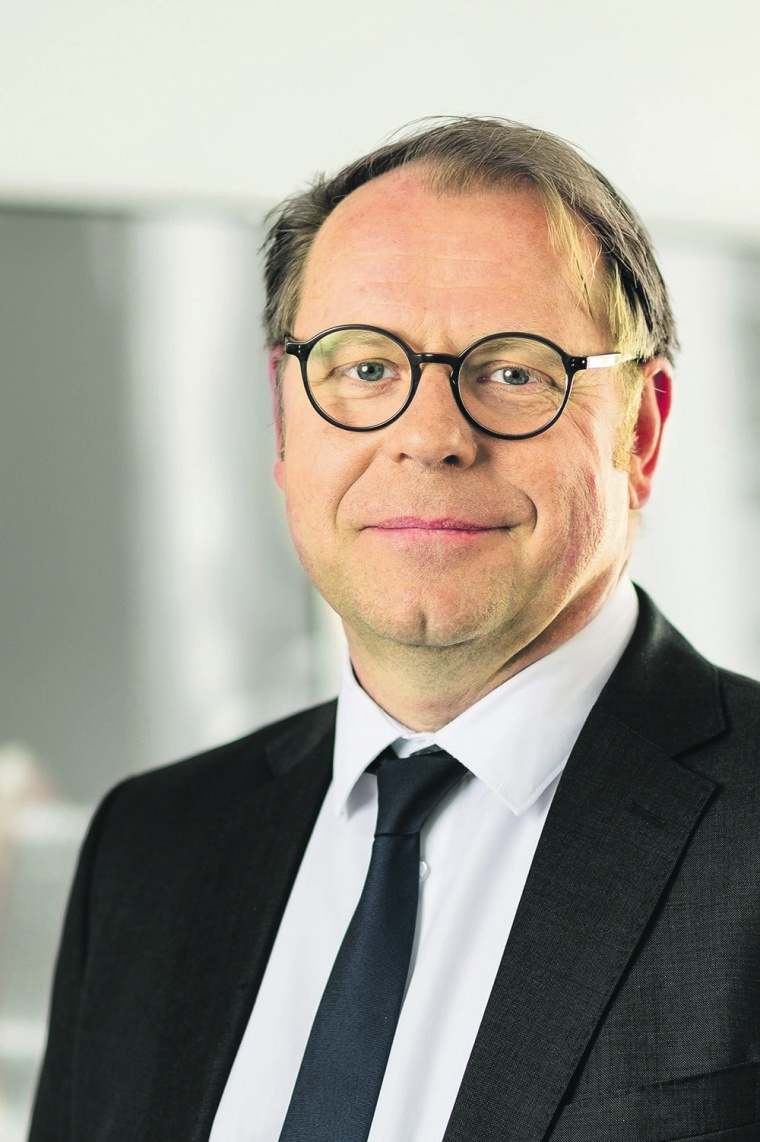 Grußwort: Erklärer und Meinungsbildner • CHEManager ist das ...